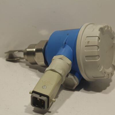 EndressHauserFTL50AGR2AA2D4A水平传感器LiquiphantM