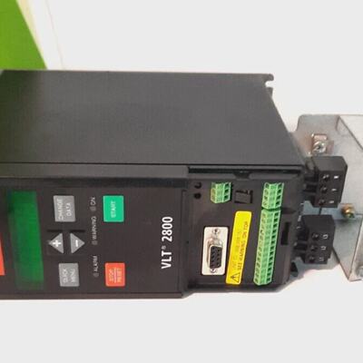Danfoss VLT2815PT4B20STR0DBF12A00C0