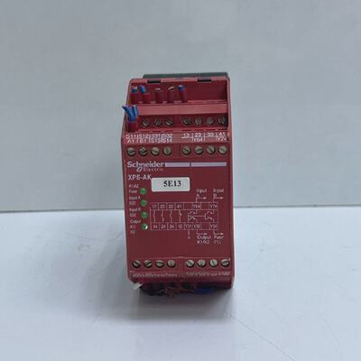 SCHNEIDERXPSAK311144PREVENTA安全继电器