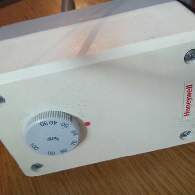 Honeywell HGK3  Air Duct Humidistat  30100 rH  Relative Humi