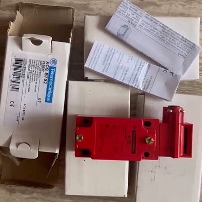 Schneider安全限位传感器XCSB702重载型全新原装议价