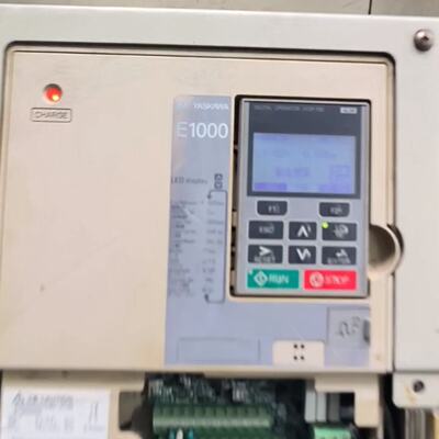【议价】安川变频器E1000 37KW EB4A0072AA，测适用646