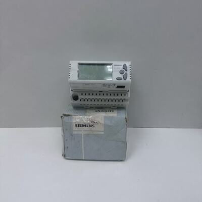 SIEMENS RLU220  Universeller Controller