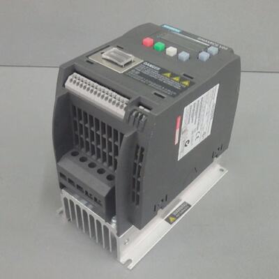 6SL32105BE137CV0  Siemens  6SL32105BE137CV0  Variador 0.37KW
