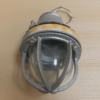Killark Hx2150 explosion proof light for hazardous locations