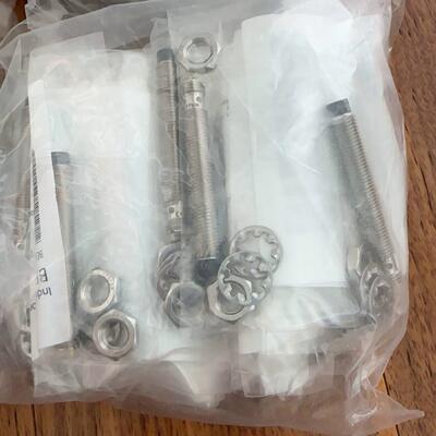 巴鲁夫光电开关BES M08EH1-PSC60F-S49G全新BES054Z议价