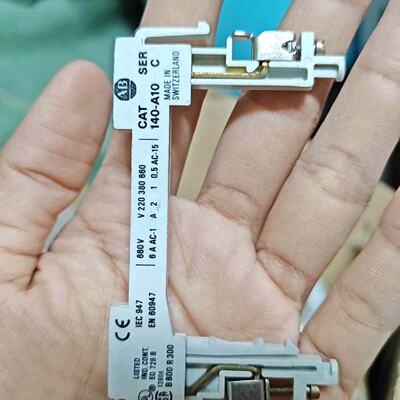 询价AllenBradley140A1017个