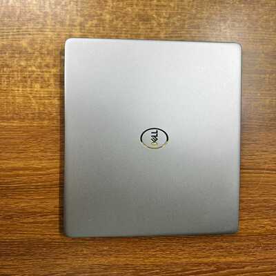 戴尔Vostro5370轻薄本，i5八代8G256G固态--议价商品