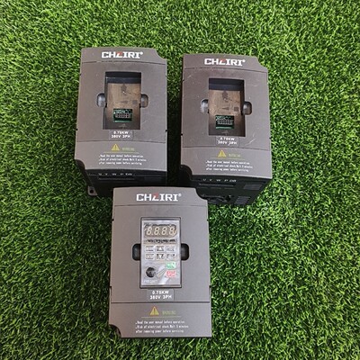 紫日变频器ZVF9V，0.75KW，380V，功能正常，实物