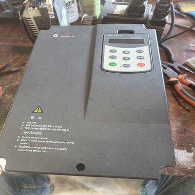 变频器/驱动器P8-15T4I-WAR 15kW 实物图，内~询价