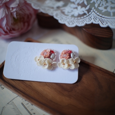 Rosa原创微钩法绣刺绣耳钉耳饰三色堇钉珠耳环女士首饰礼物【朱砂