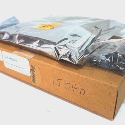 Nuovo SIEMENS 5005047A Modulo Di Uscita Analogico 5005047A