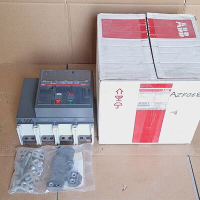 ABB SACE TMAX T7M D 1000  1SDA062035R1 Circuit Breaker 1000A