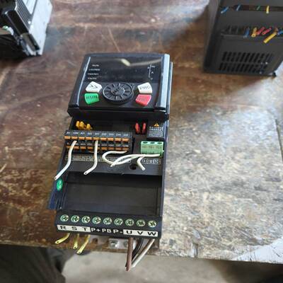 reetin瑞迅变频器A810-4T2.2G/4.0PB，--议价商品