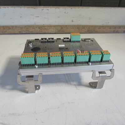 SICK MSC800 CONTROLLER 2042329 24VDC V3.00 XLNT USED TAKEOUT
