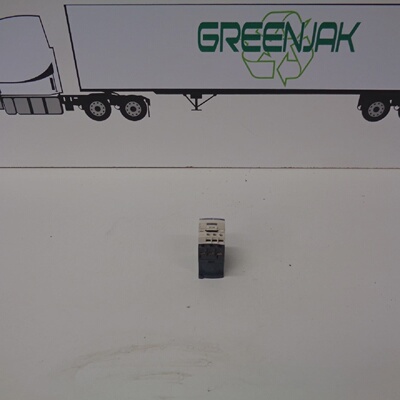 SCHNEIDER ELECTRIC LC1D12 BL 25 VOLT CONTACTOR RELAY  USED