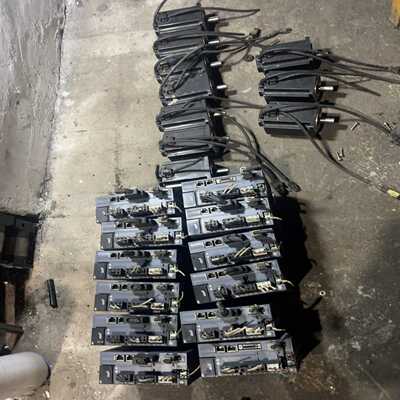 富士伺服750w富士伺服驱动器RYH751F5-VV2十二台询价