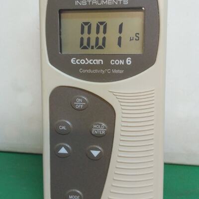 10689 EUTECH INSTRUMENTS ECOSCAN PALMTOP CONDUCTIVITY METER