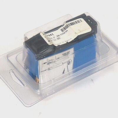 NEW BENTLY NEVADA 330805100 PROXIMITOR SENSOR 330805100