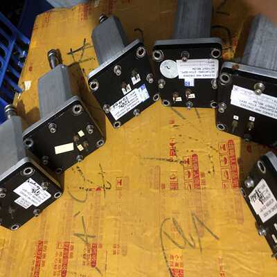 （议价）AMAT气缸0010-00171W如图实物，需要的联系我，议