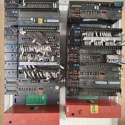 三菱A系列PLCA61P两个A68DAV五个AJ71Q-议价