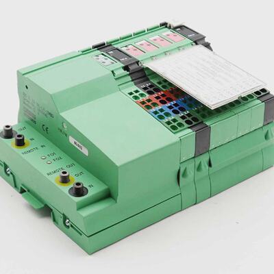 Phoenix Contact IBS IL 24 BKLK2MBD  2x 2726311  2819037 used