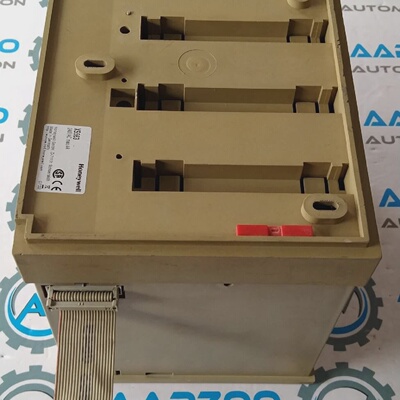 HONEYWELL XH561 Alloggiamento Del Modulo Universale Di Ingre