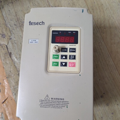 台创Tesech 3.7KW 440V三相变频器，无-议价