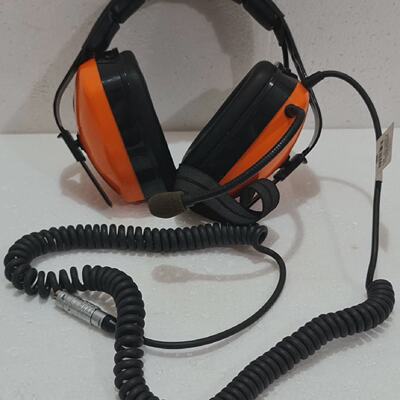 CEOTRONICS AG D63322 RODERMARK ADAMOPELSTRASSE 6 HEADSETS PT
