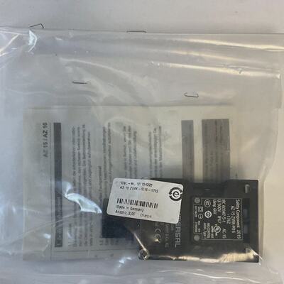 SCHMERSAL AZ 15 ZVRKM161762 SAFETY COMPONENT 6KV 500V