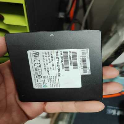 三星1.92TB固态硬盘，型号sm863a1.92b--议价商品