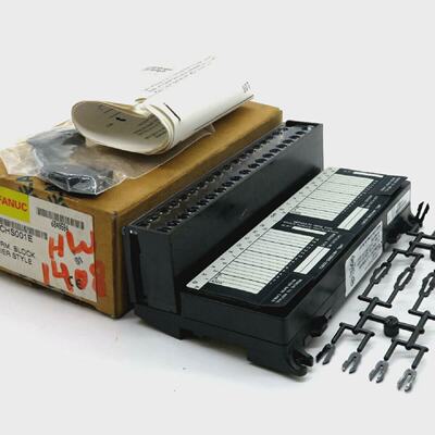 New GE FANUC IC670CHS001E InputOutput Terminal Block