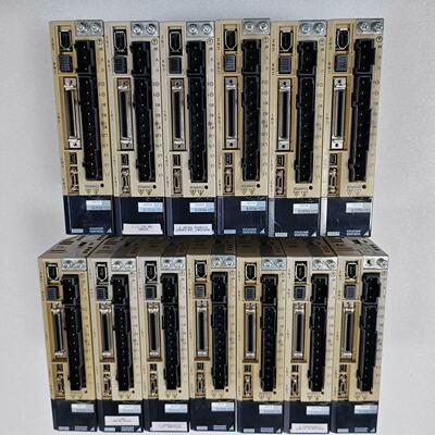 SGDVR90A01B002000安川5系伺服驱动器10-议价