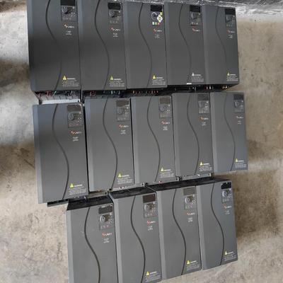 【星慕电子】三基S3100-4T11G/15P变频器功能正常成色如图