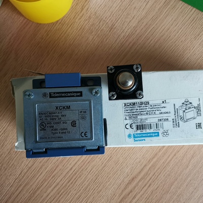施耐德特勒美科XCKM110H29限位开关ZCKM