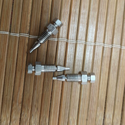 询价-vicivalco116变132变径接头型号IZR