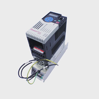 ALLENBRADLEY PowerFlex 525 25BD4P0N104 Umrichter 15kW  25RF7