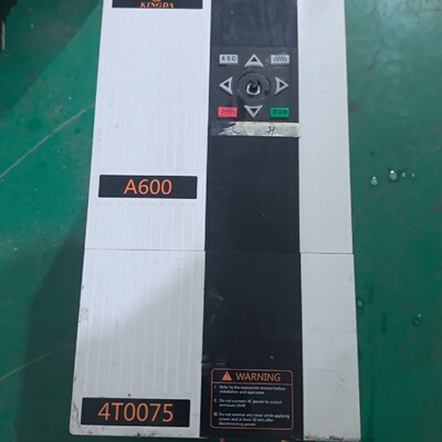 变频器A6004T0075GM4T0110P