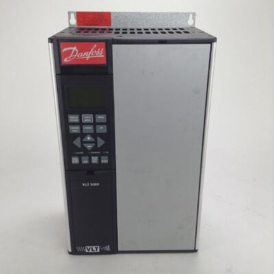 Danfoss VLT5002PT5C20STR3DLF00A00C0 Frequency Converter Used