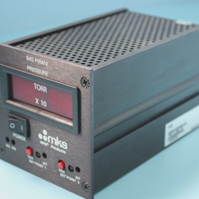 MKS Pressure Controller 945 Pirani 945A220TR 1Pcs Free Exped