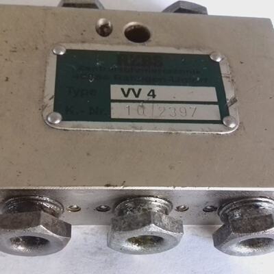 REBS VV 4 Distributeur DHuile Zentralschmiertechnik 40854 Ra