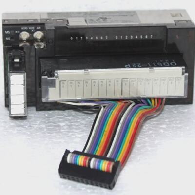 OMRON CRT1MD161 CompoNet IO unit 8 x 24 VDC inputs PNP  8 x