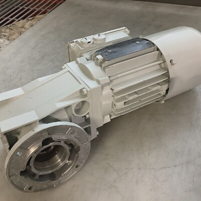 LENZE EN60034 GKR032M HAK 063C42 MDEMARS06342C0U GEARBOX MOT