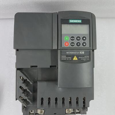 SIEMENS 6SE64302UD315CA0 MICROMASTER 430 AC DRIVE 15KW 480VA