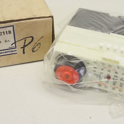 TELEMECANIQUE CA2FT 211B Zeitrelais Time delay relay CA2FT21