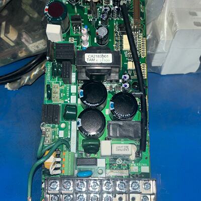 三菱A8200.4kw0.75kw驱动板模块电容板--议价商品