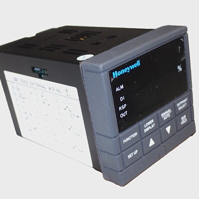 HONEYWELL UDC3000 VERSAPRO CONTROLLER USED