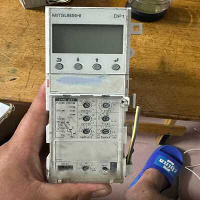 三菱框架断路器控制头DP1AE-SWEX1-W--议价商品