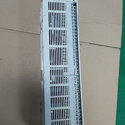 议价三菱PLCFX3U128MRESA实物图片原装正品