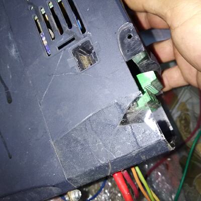 议价日业单相1.5KW220V输入三相输议价